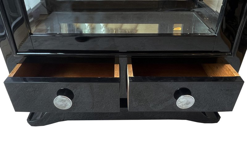 Art Deco 3-Sided Glazed Showcase for sale at Pamono