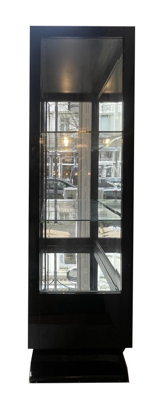 Art Deco 3-Sided Glazed Showcase for sale at Pamono