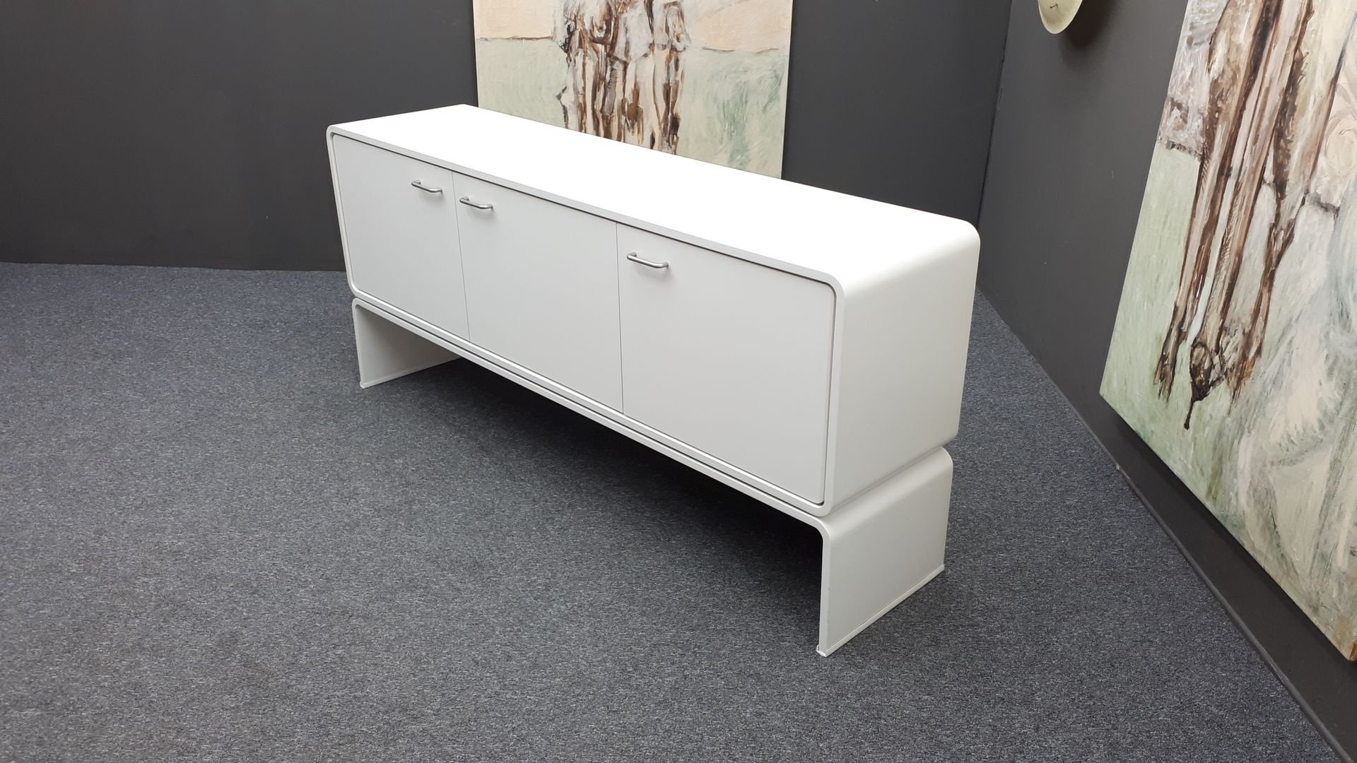 Space Age White Sideboard, 1970s for sale at Pamono