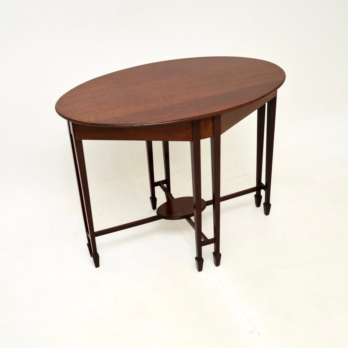 Antique Edwardian Occasional Side Table, 1900s for sale at Pamono