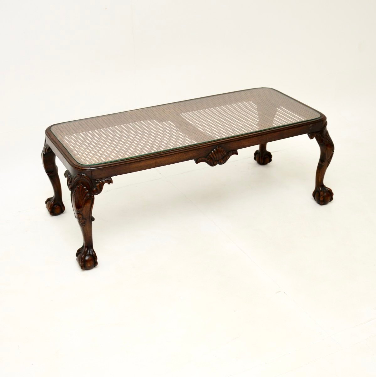 Antique Walnut Coffee Table, 1900s for sale at Pamono