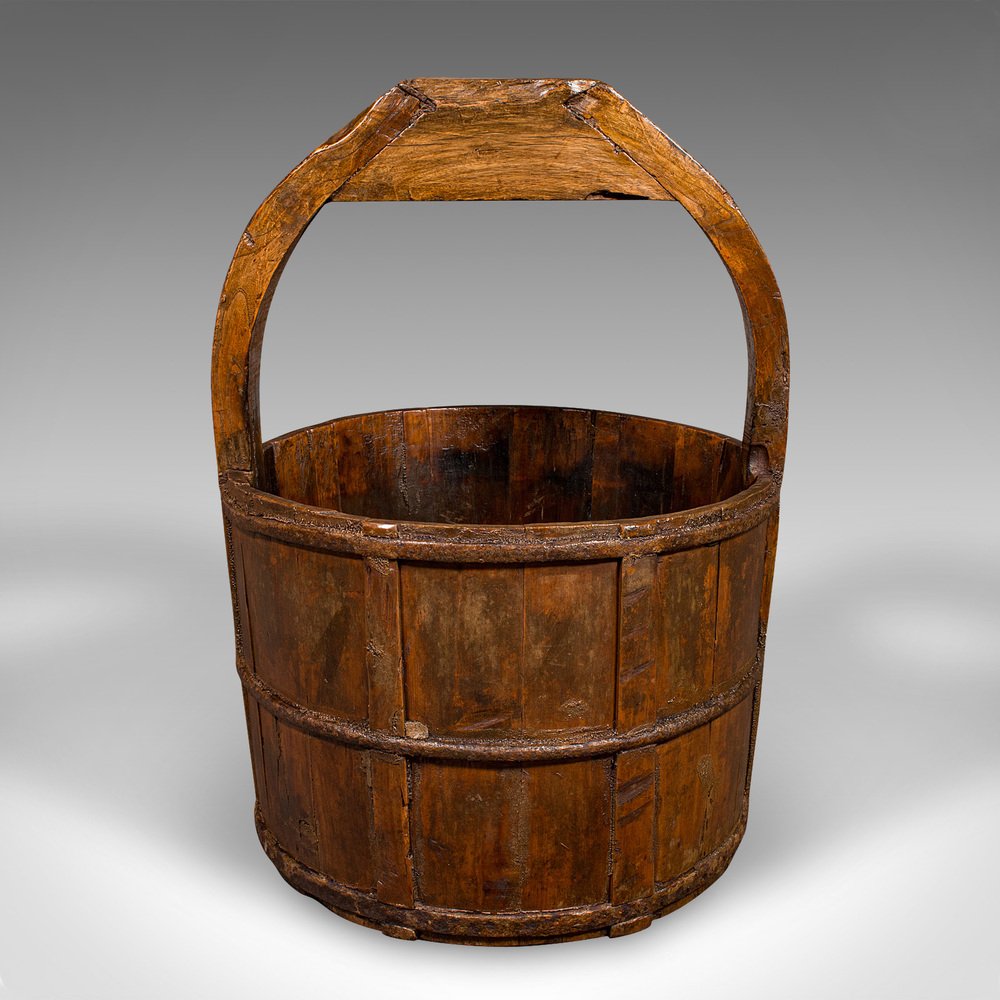 Large Antique English Well Bucket, 1800 for sale at Pamono