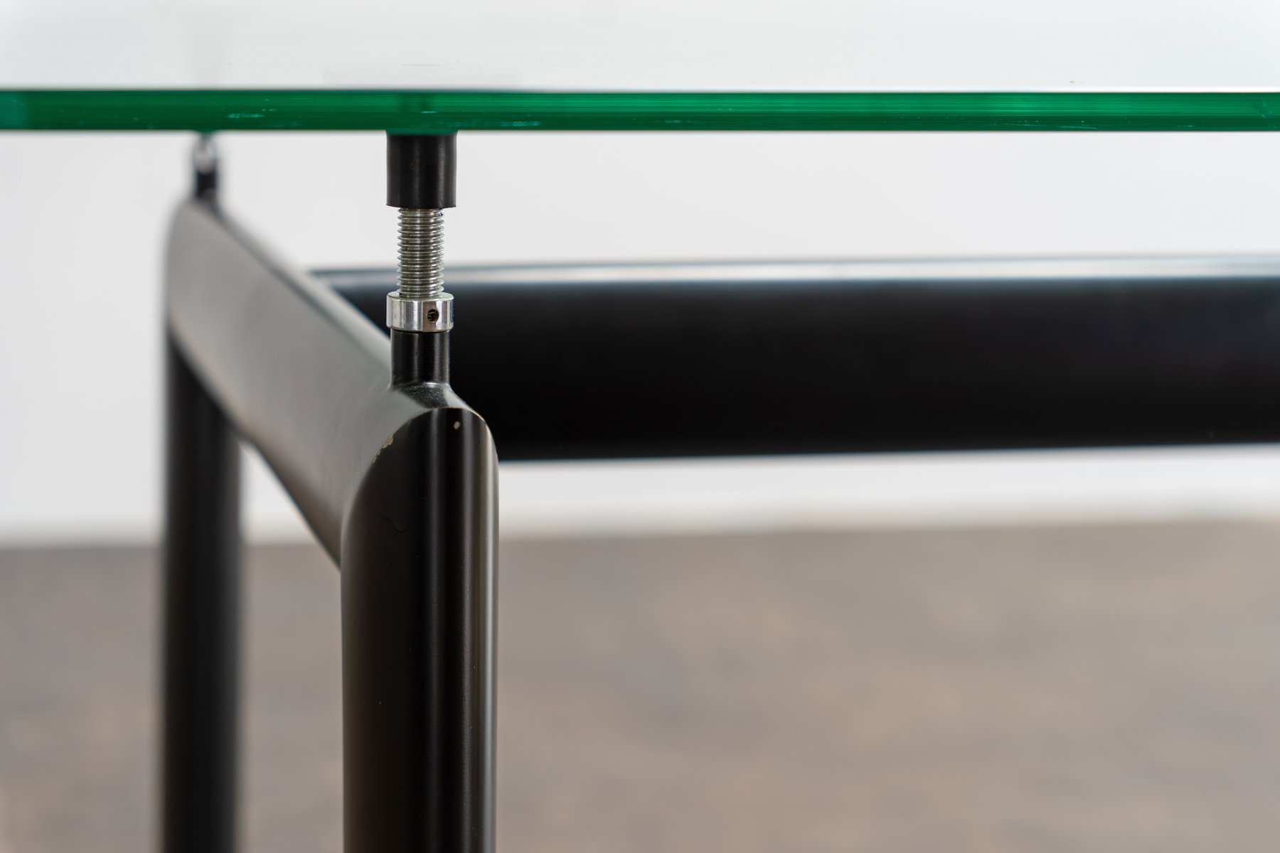 LC6 Table by Le Corbusier, Perriand and Jeanneret for Cassina, Italy ...