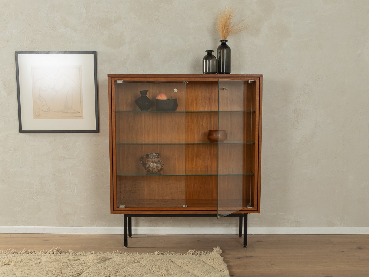 Vintage Dresser Showcase, 1960s for sale at Pamono