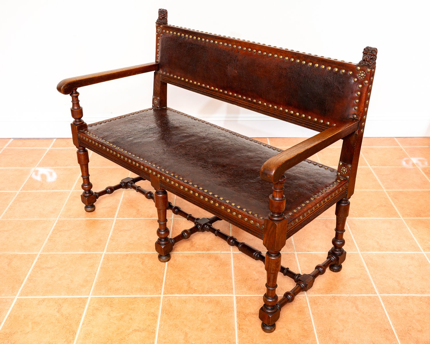 Antique Spanish Colonial Oak Leather Bench, 1890s for sale at Pamono
