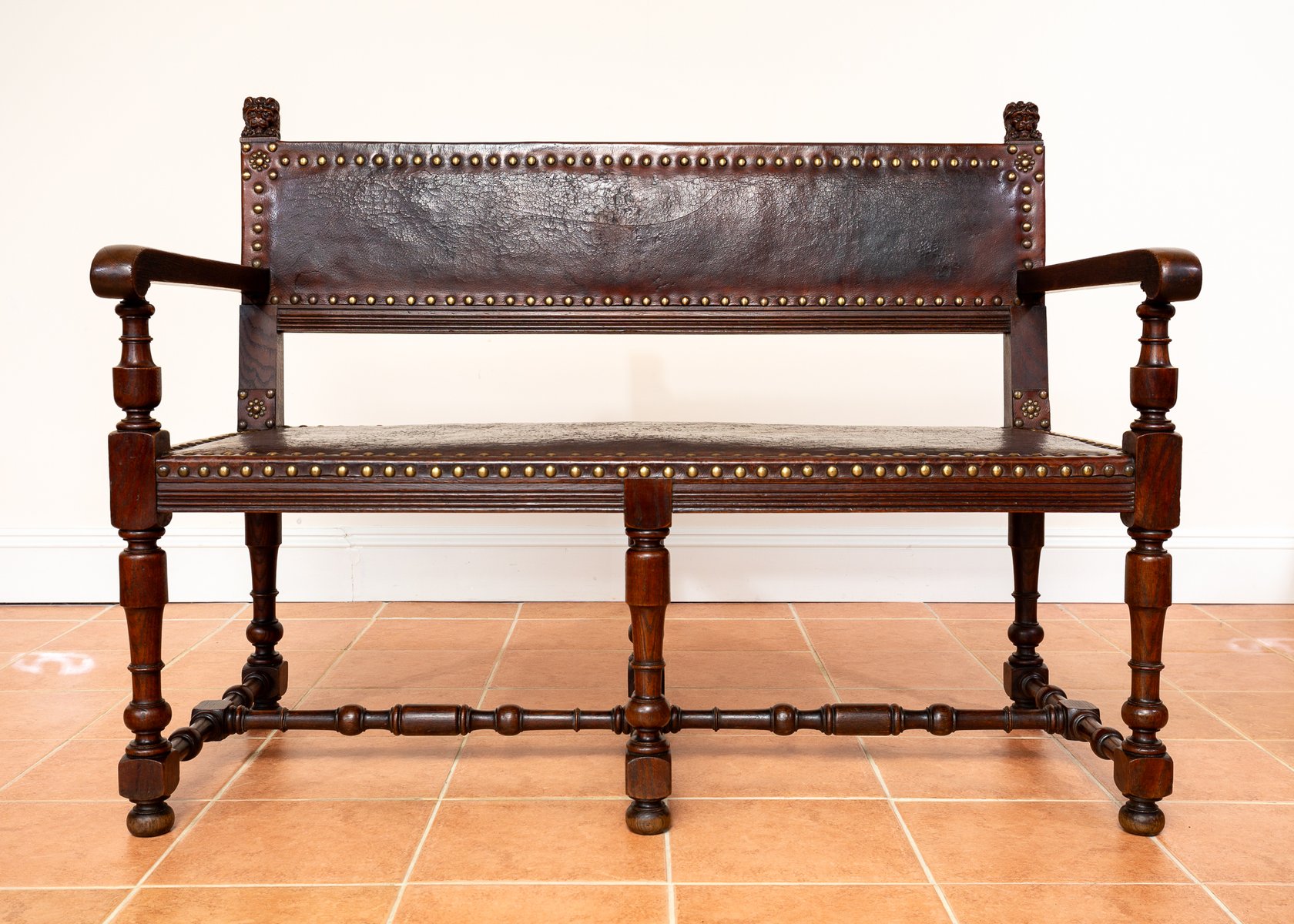 Antique Spanish Colonial Oak Leather Bench, 1890s for sale at Pamono