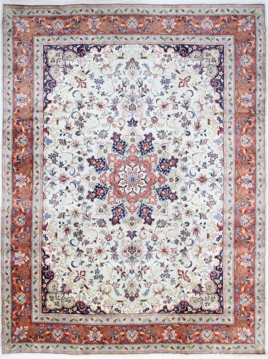 Vintage Middle Eastern Rug in Wool for sale at Pamono