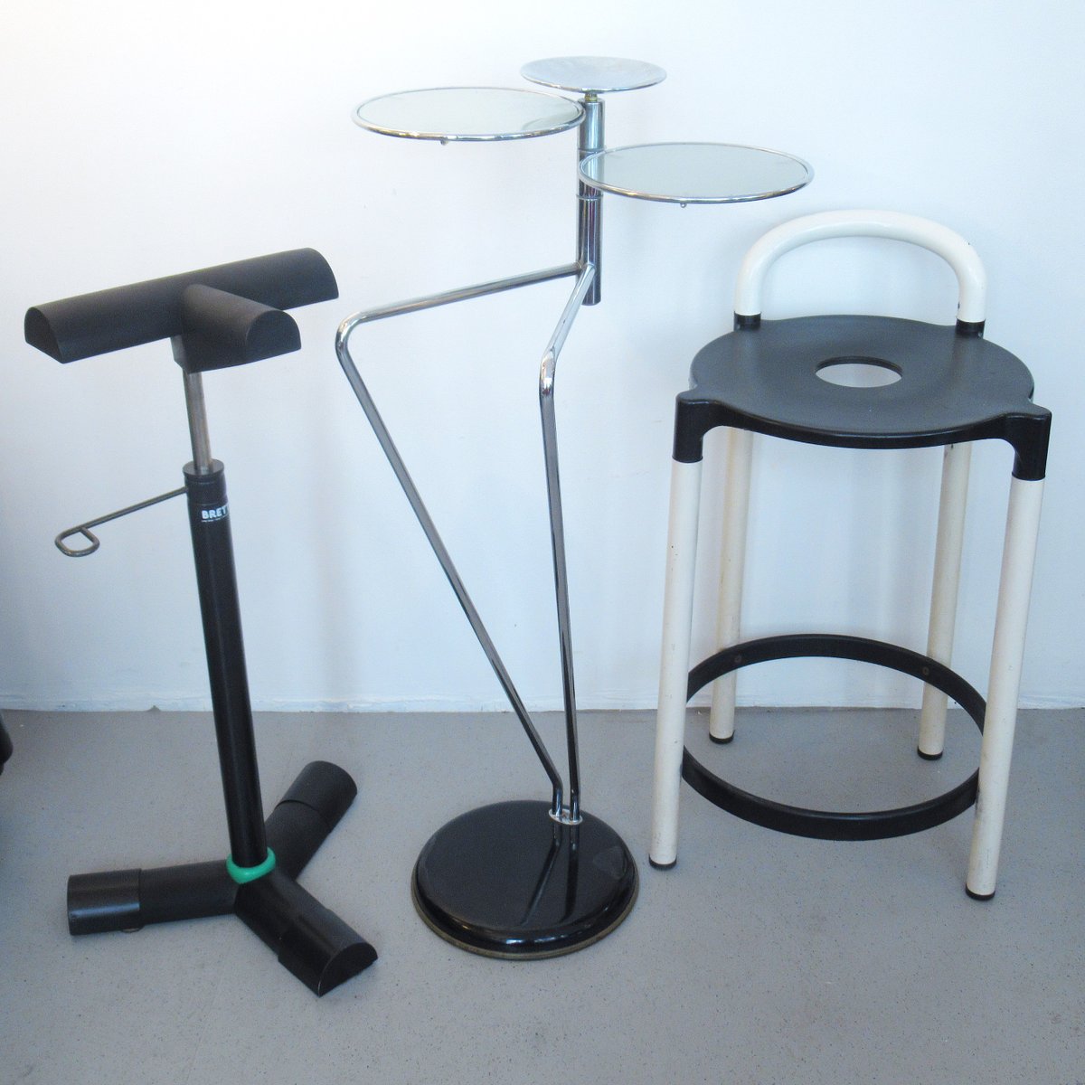 Modernist Side Table by Rodney Kinsman for Bieffeplast, 1980s for sale ...