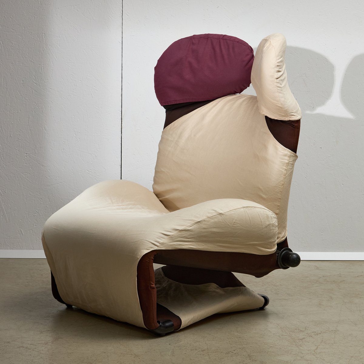 Wink Chair by Toshiyuki Kita for Cassina, 1980s for sale at Pamono