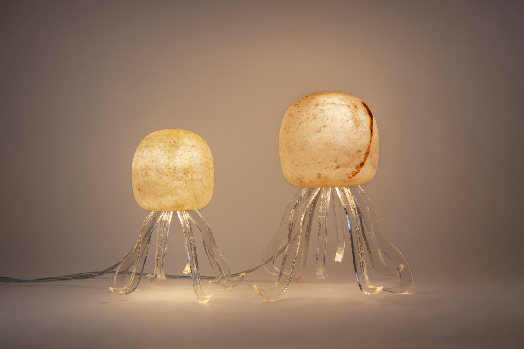 Seeba Bubbly Classic Round Table Lamp by Material Lights for sale at Pamono