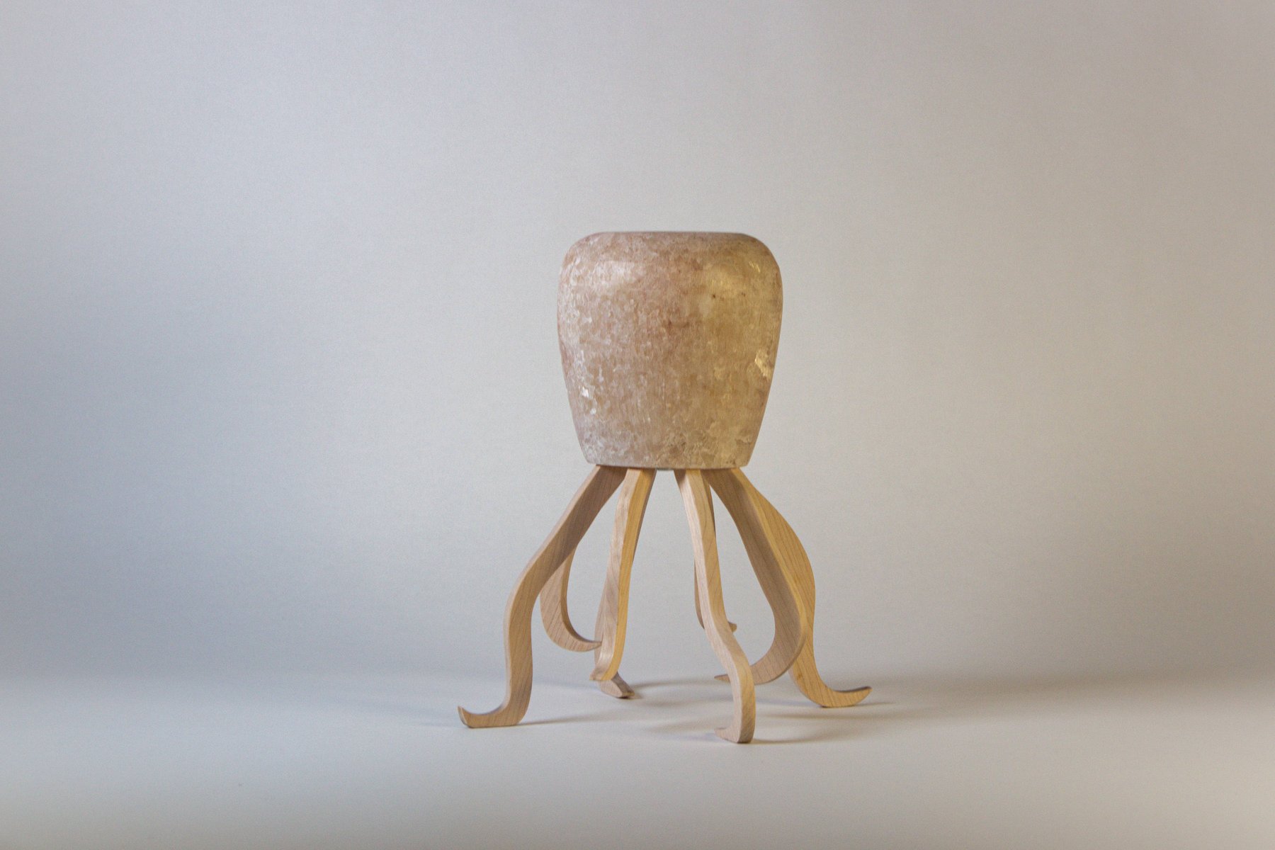 Seeba Maple Classic Tapered Table Lamp by Material Lights for sale at Pamono