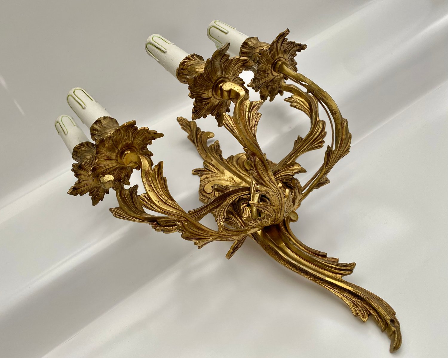 Vintage Rococo 5-Light Bronze Grand Wall Lamp for sale at Pamono