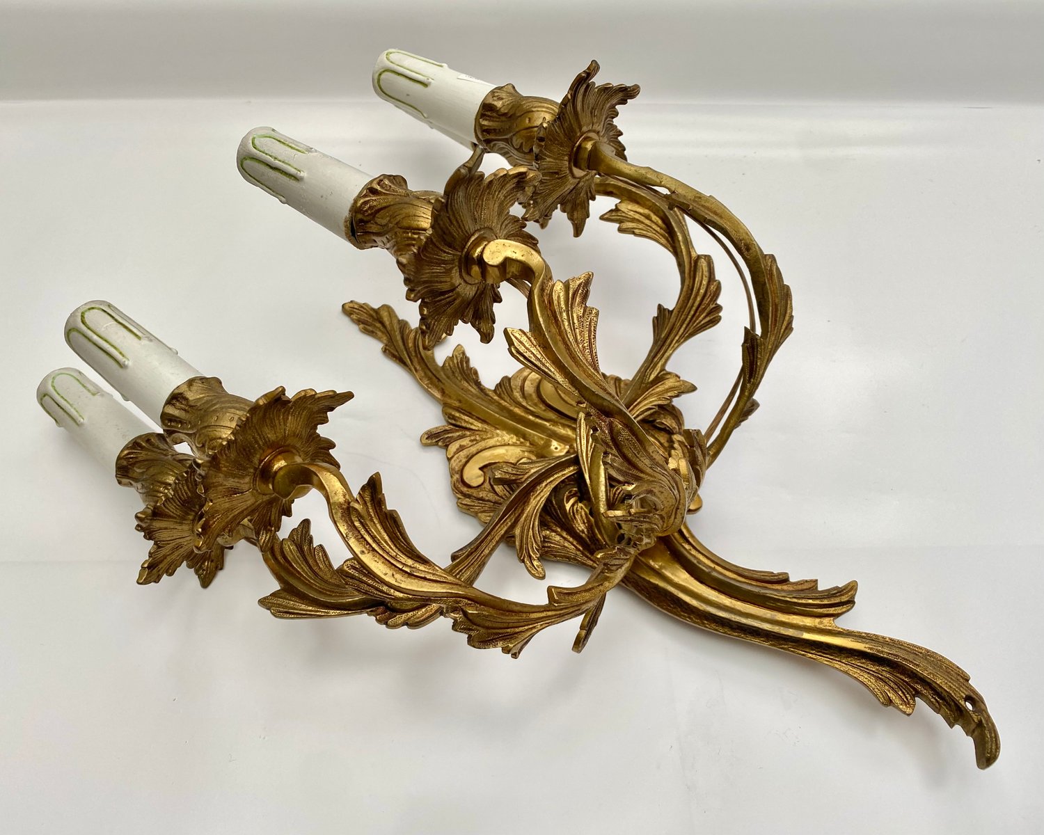 Vintage Rococo 5-Light Bronze Grand Wall Lamp for sale at Pamono
