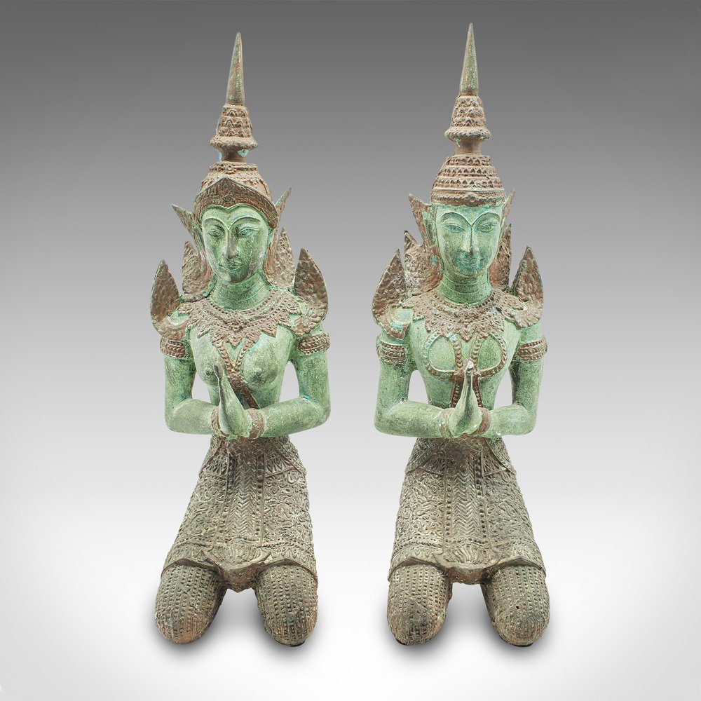 Vintage Decorative Prayer Figures, 1940, Set of 2 for sale at Pamono