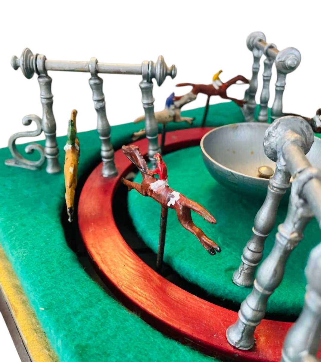 French Model Horse Racing Figurines for sale at Pamono