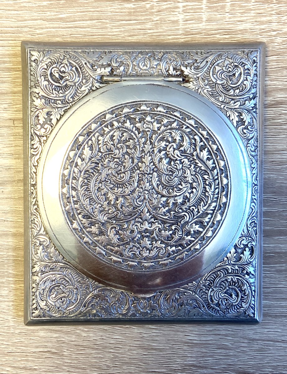 Pocket Powder Compact in Sterling Silver, 1890s for sale at Pamono