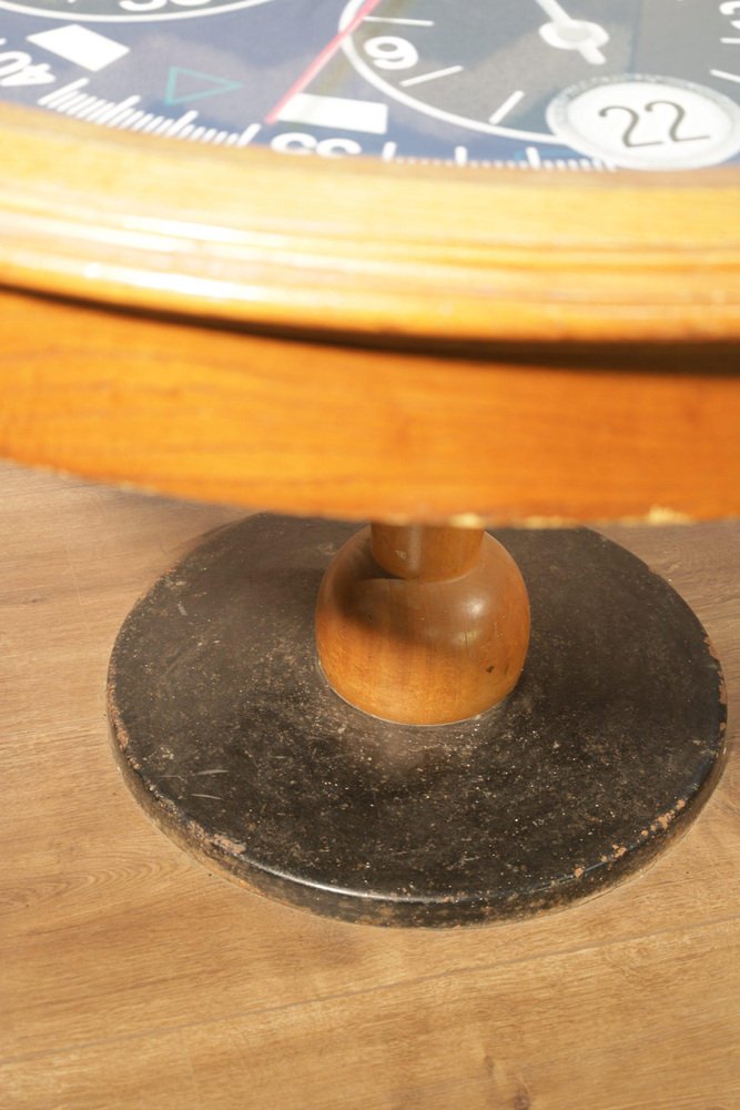 Large Round Display Table, 1990s for sale at Pamono