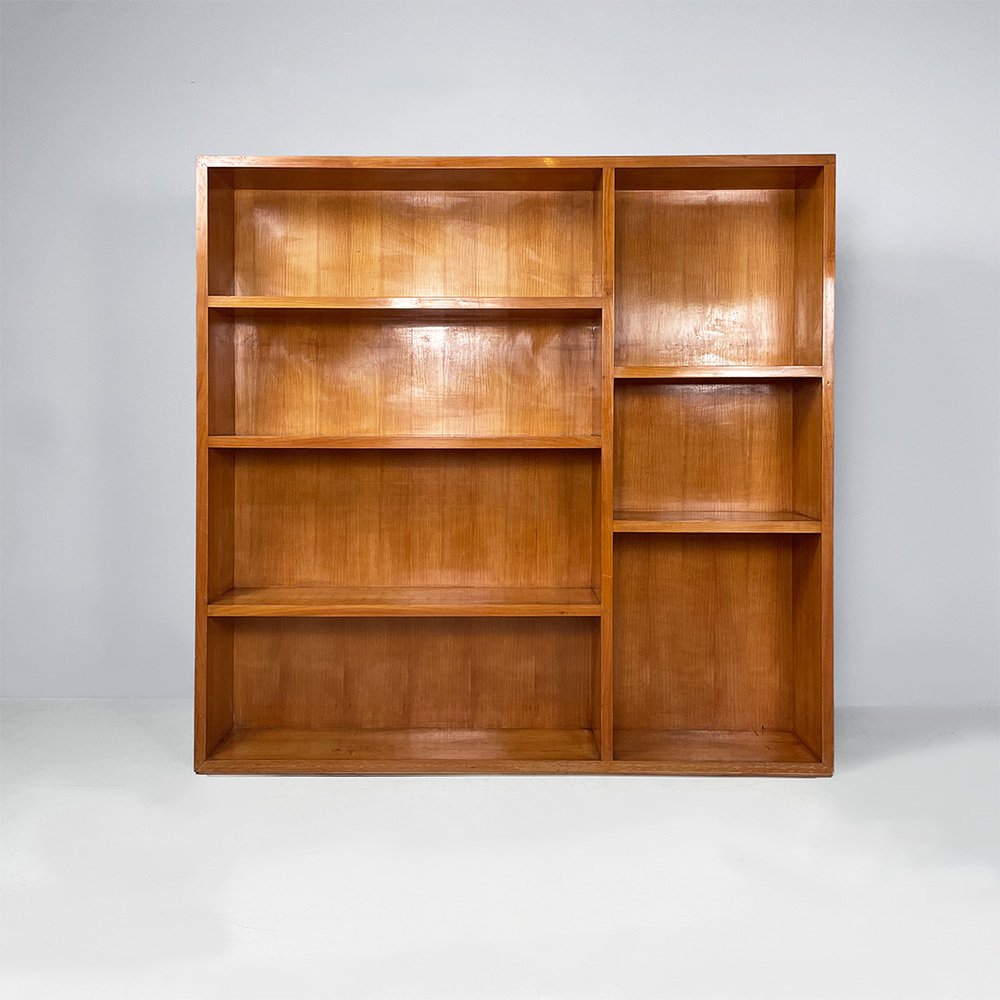 Vintage Wooden Bookcase, 1940s for sale at Pamono