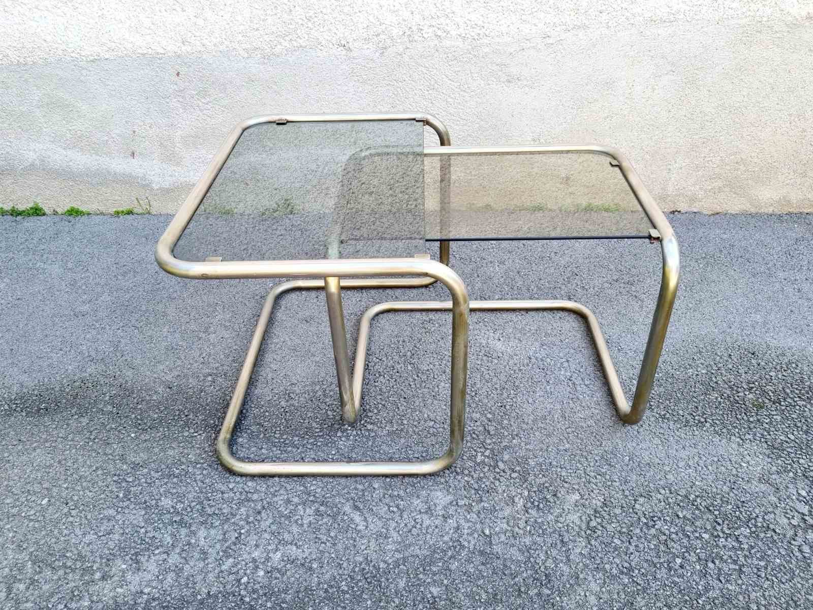 Italian Tubular Nesting Tables, 1950s, Set of 2 for sale at Pamono
