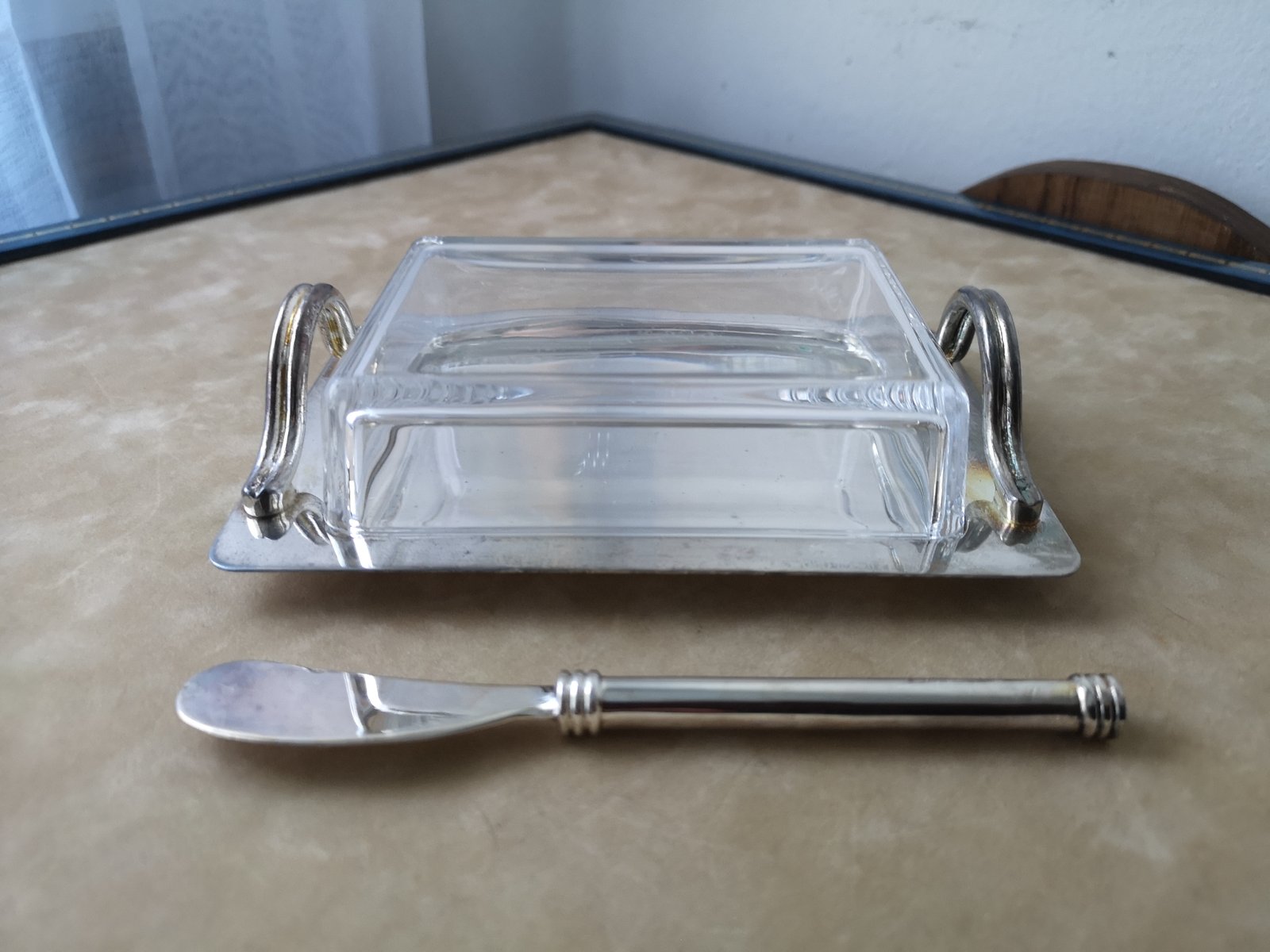 Silver Plate Butter Dish with Lid and Knife for sale at Pamono