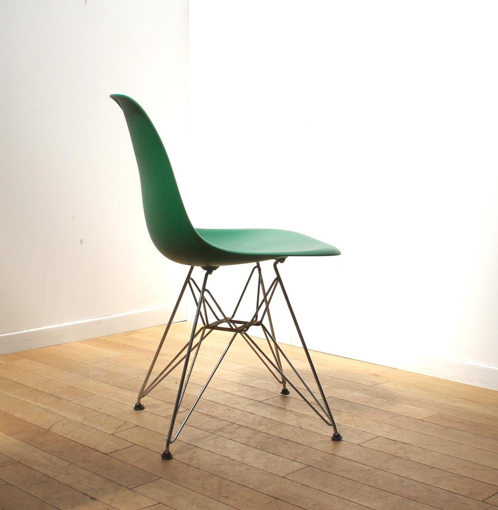 DSR Chair by Charles & Ray Eames for Vitra for sale at Pamono