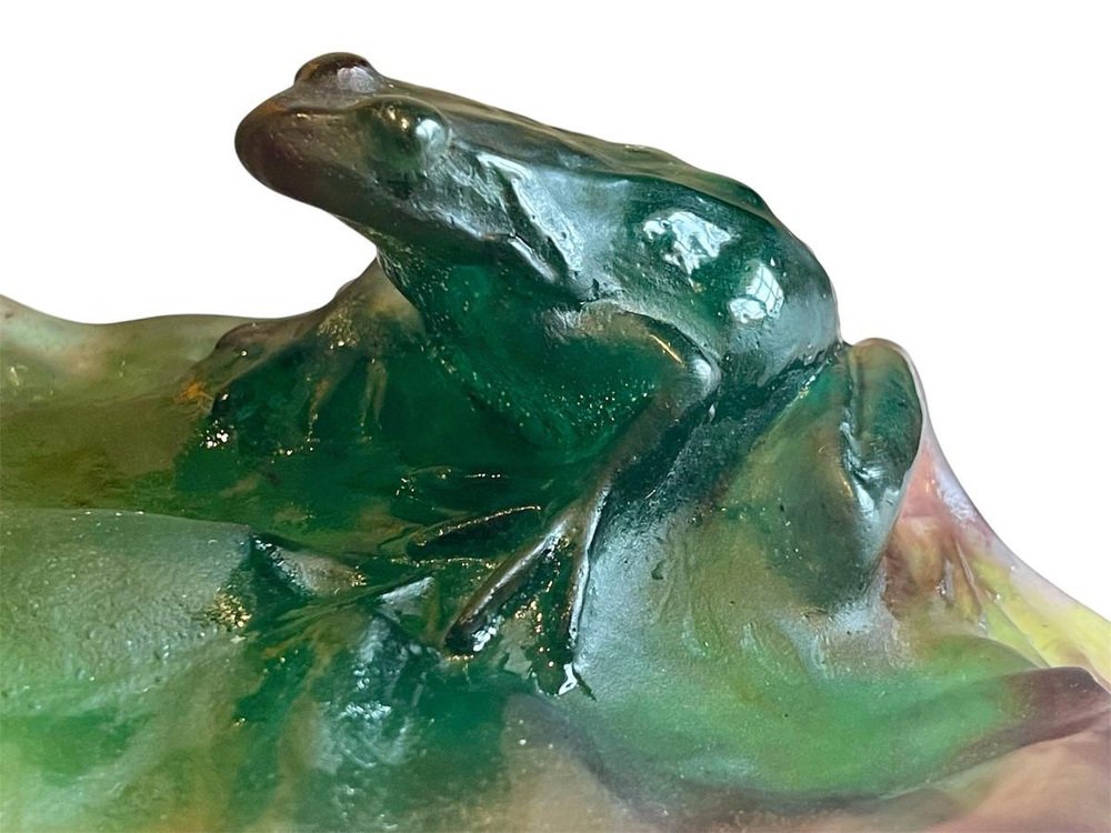 French Frog on a Water Lily Tray from Daum for sale at Pamono