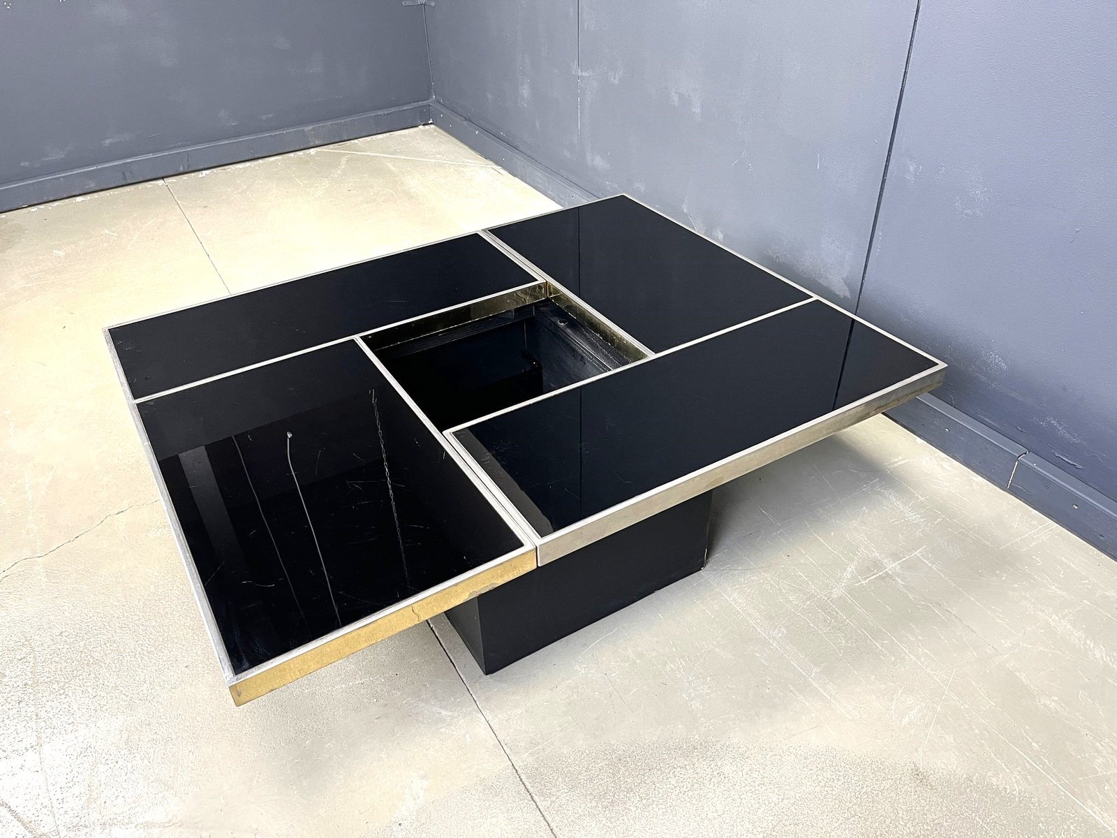 Hidden Bar Coffee Table from Belgo Chrom / Dewulf Selection, 1970s for ...