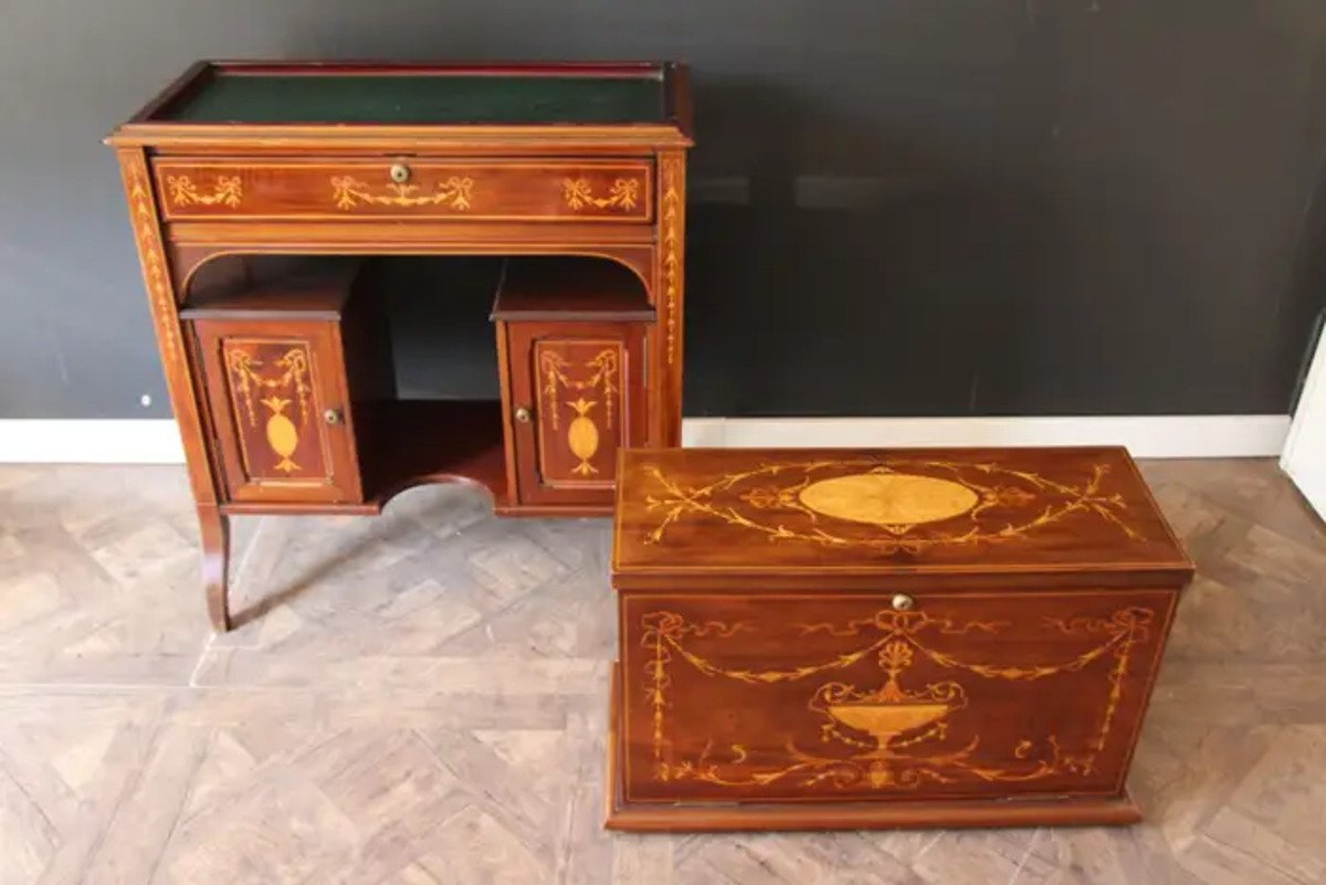 Edwardian Campaign Writing Desk, 1920s for sale at Pamono