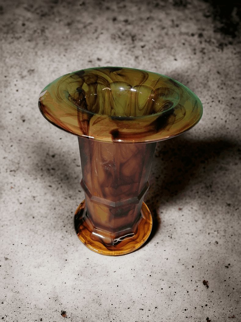 Art Deco Vase by George Davidson for sale at Pamono