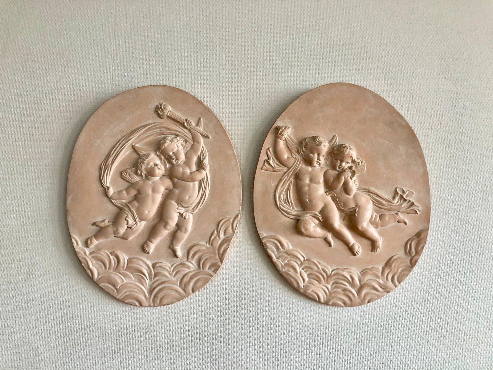 Large Medallions with Putti in Plaster, 1950s, Set of 2 for sale at Pamono