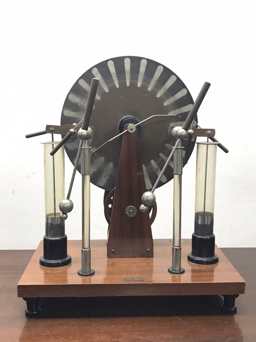 Electrostatic Machine by James Wimshurst for Pučan a Pospíšil Brno ...