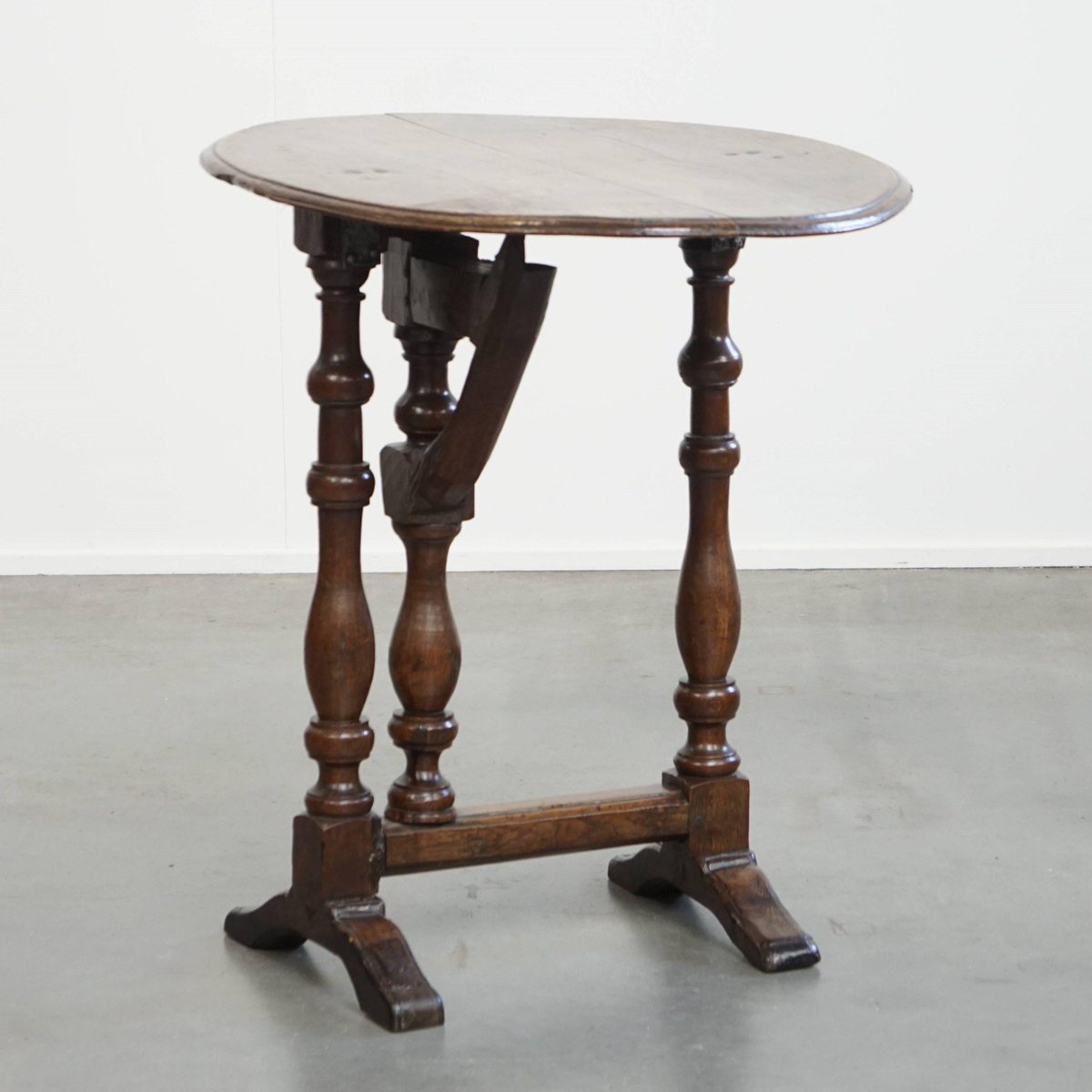 Antique Folding Side Table, Early 17th Century for sale at Pamono