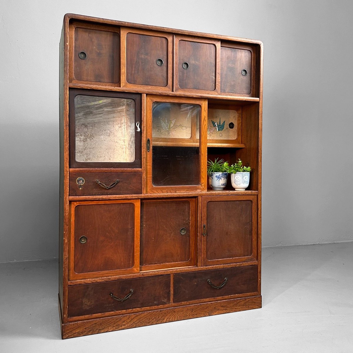 Vintage Japanese Cha Tansu Tea Cabinet, 1920s for sale at Pamono