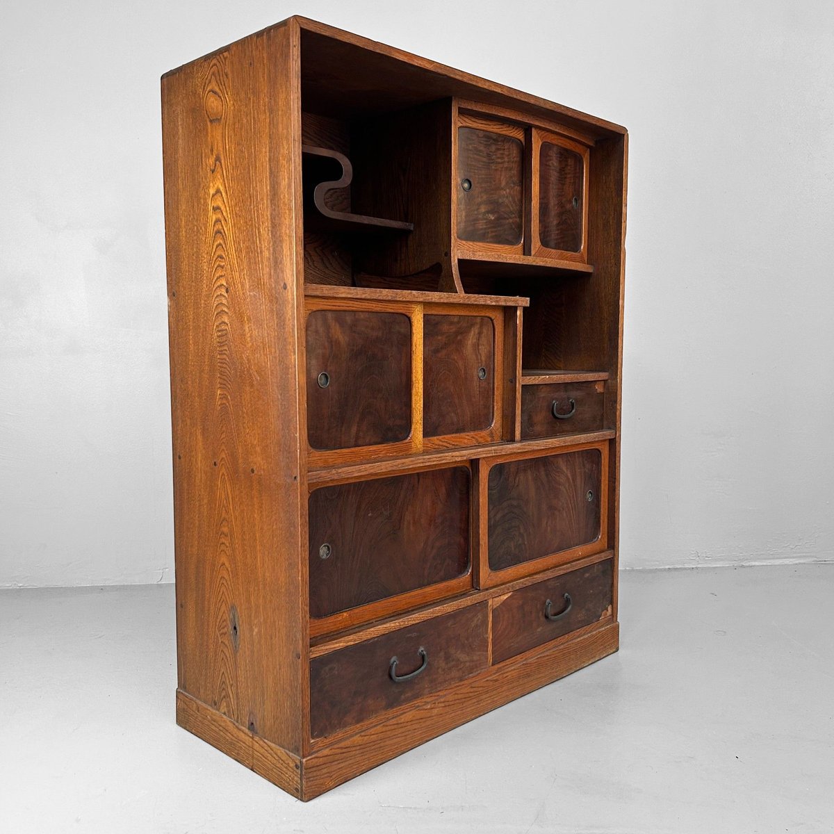 Antique Cha Tansu Tea Cabinet, Japan, 1920s for sale at Pamono
