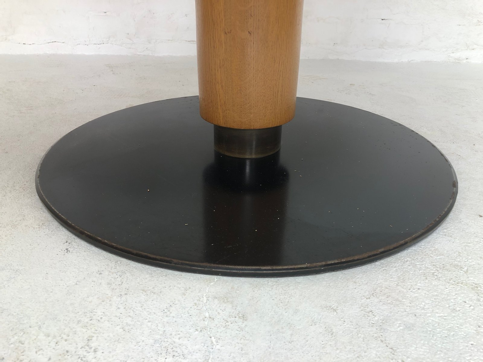 Round Dining Table with Removable Extension for sale at Pamono