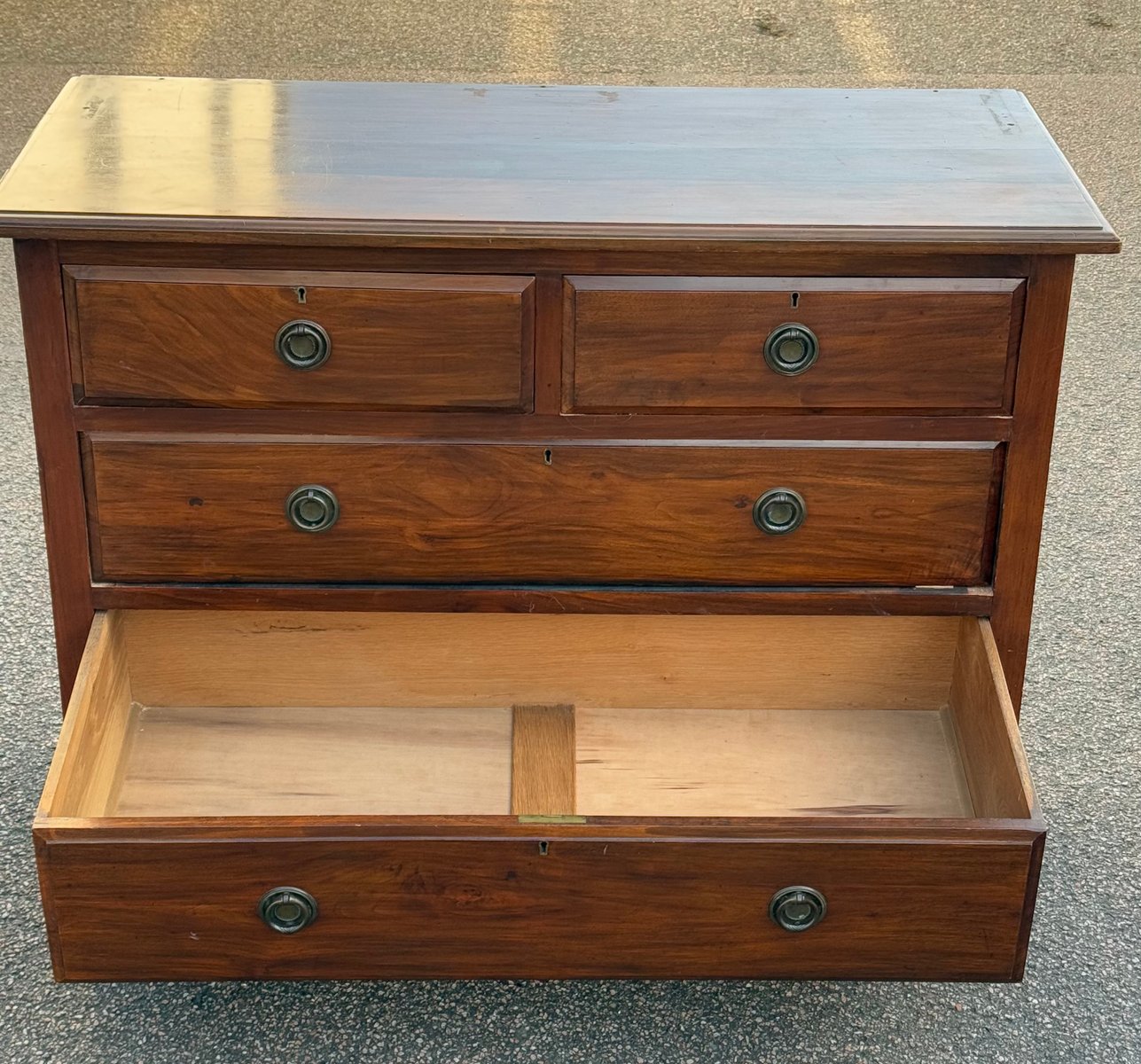 Antique English Dressing Table with Mirror for sale at Pamono