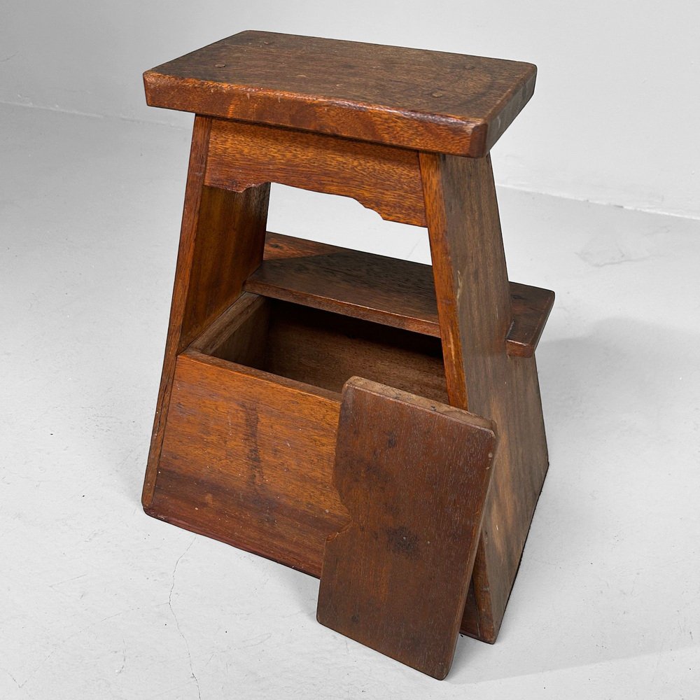 Japanese Shōwa Era Fumidai Step Stool in Wood, 1950s for sale at Pamono