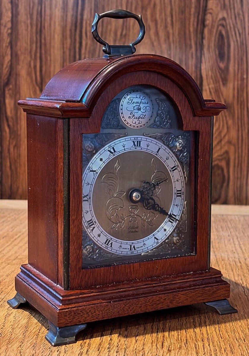 Small Bracket Clock from Elliot for sale at Pamono