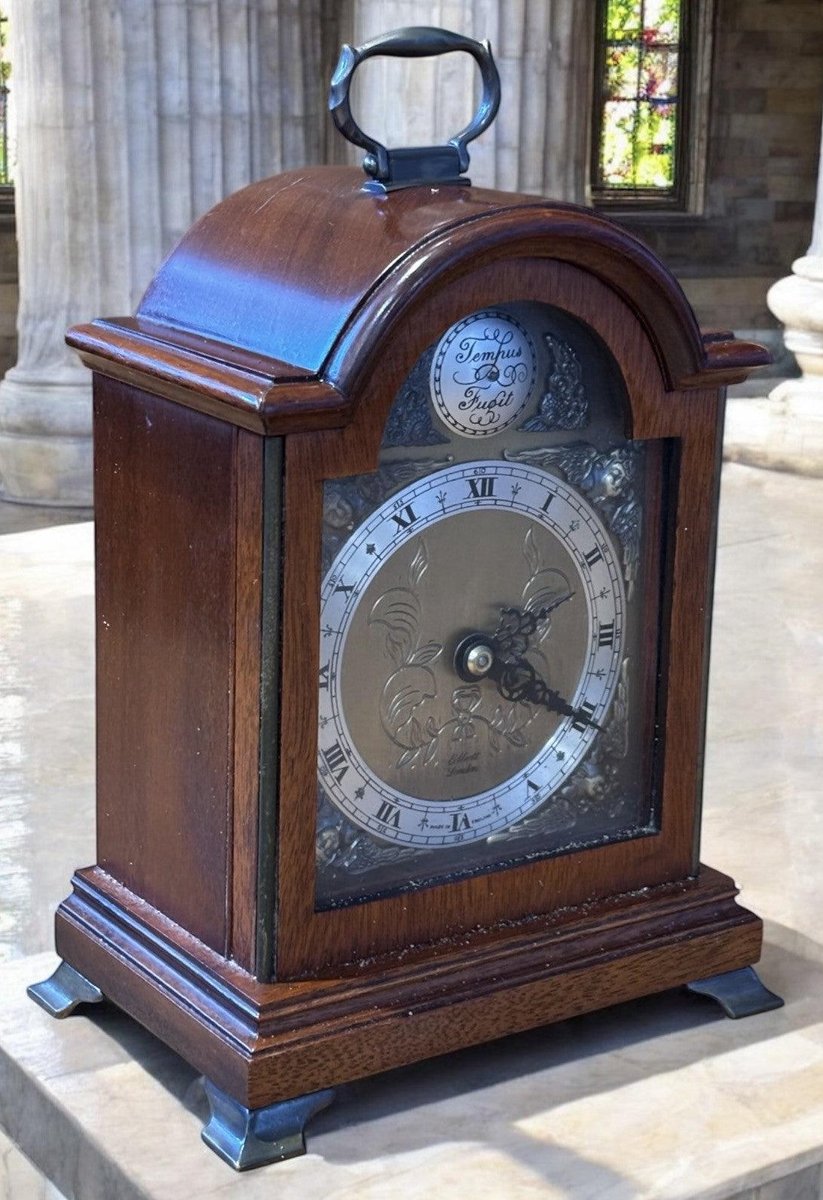 Small Bracket Clock from Elliot for sale at Pamono