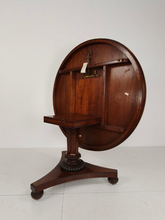 William IV Rosewood Tilt-Top Breakfast Table, 1820s for sale at Pamono