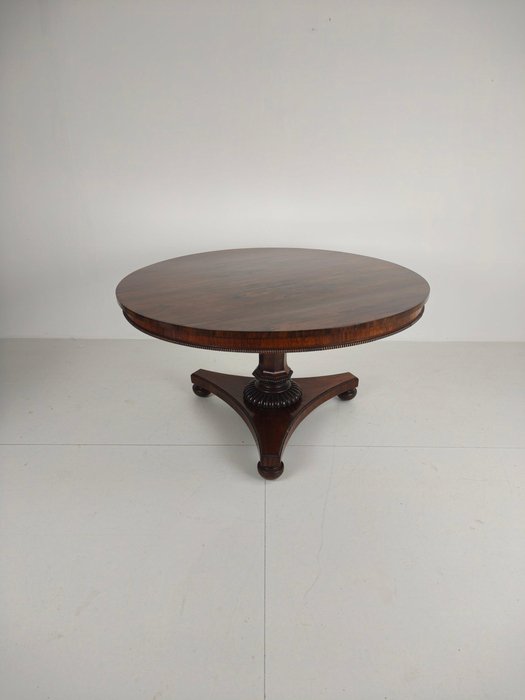 William IV Rosewood Tilt-Top Breakfast Table, 1820s for sale at Pamono
