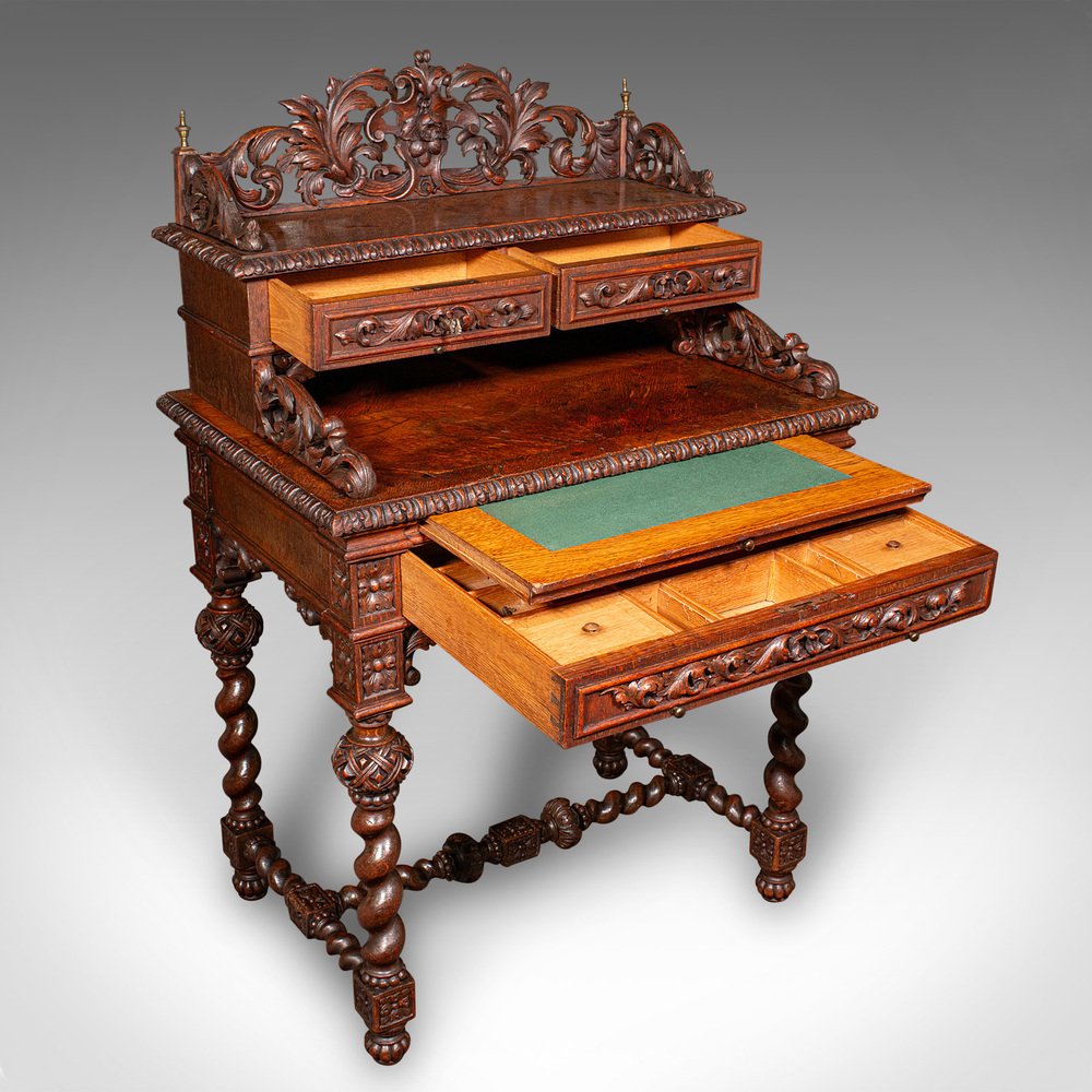 Scottish Oak Writing Table, 1880s for sale at Pamono