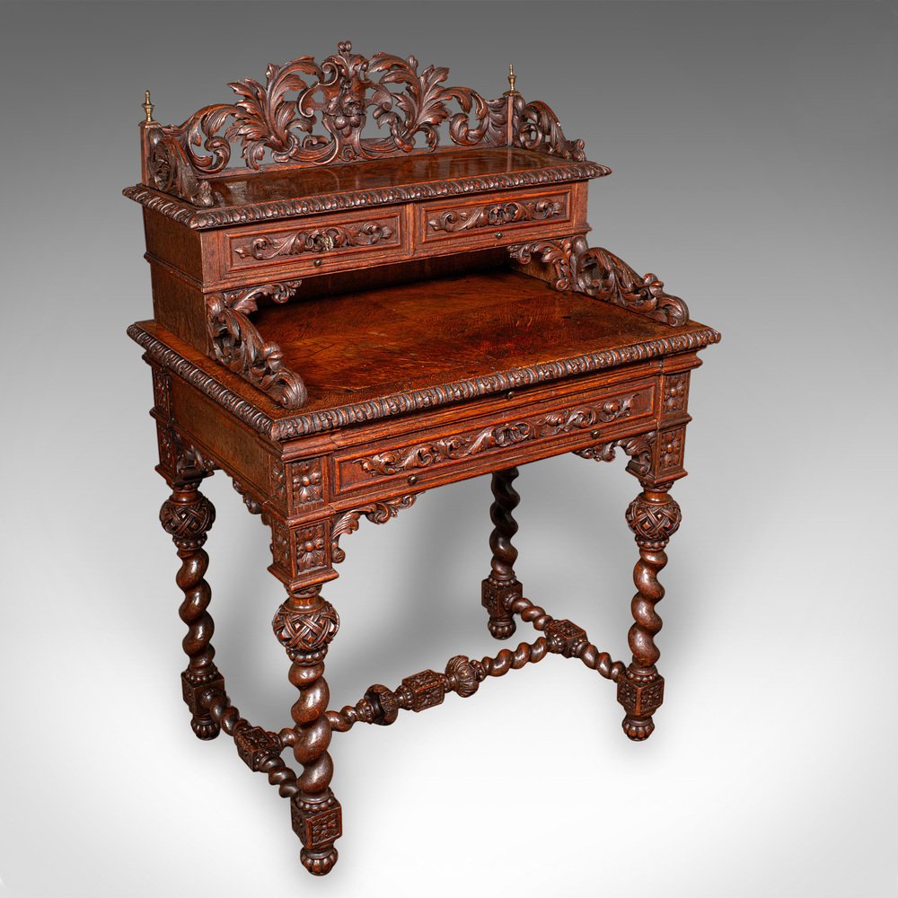 Scottish Oak Writing Table, 1880s for sale at Pamono
