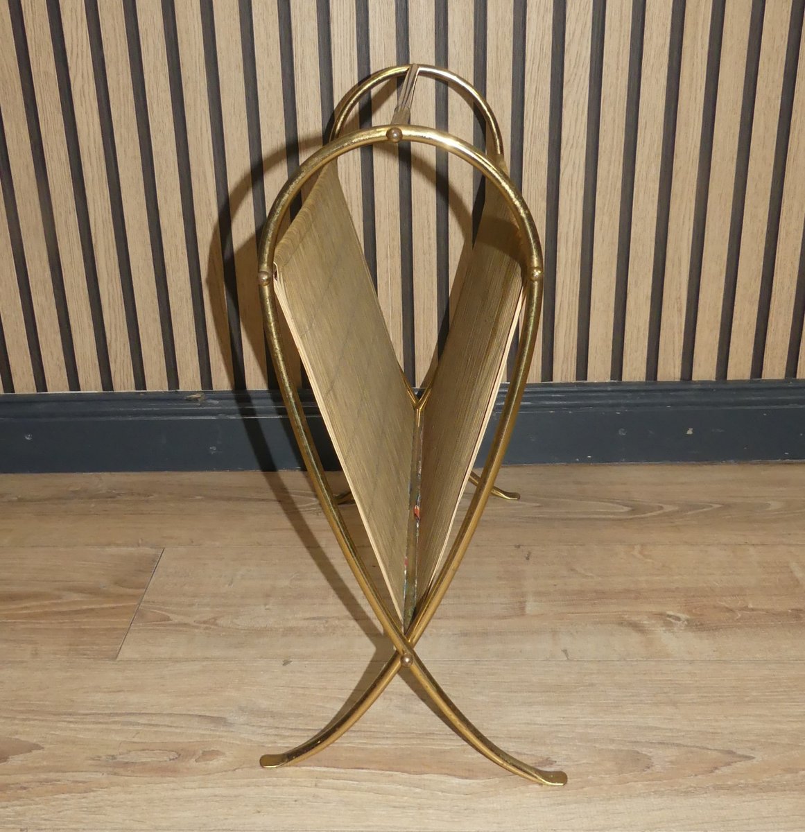 Vintage Newspaper Rack in Brass and Plastic Bamboo, 1950s for sale at ...