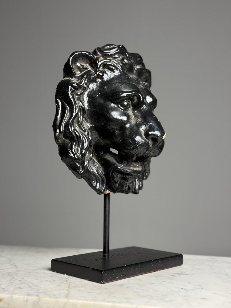 Lion Fountain Mask on Stand for sale at Pamono