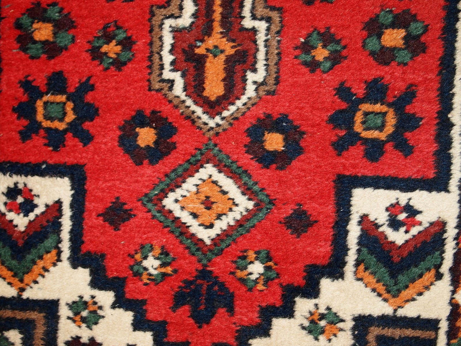 Vintage Middle Eastern Hamadan Rug, 1970s for sale at Pamono