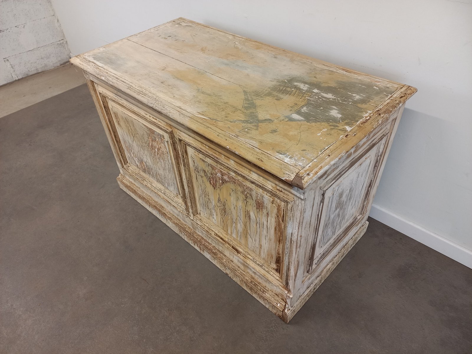 Weathered Bank with Sliding Doors, 1930s for sale at Pamono