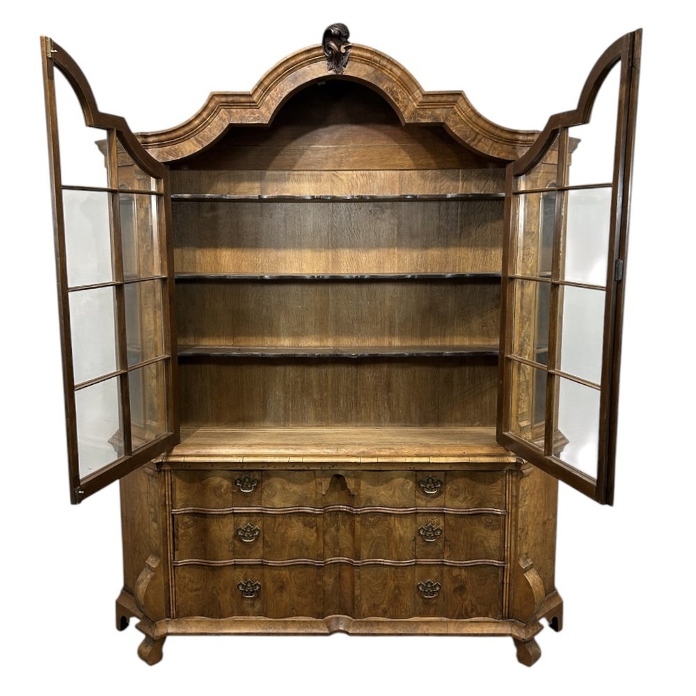 Dutch Baroque Style Display Cabinet for sale at Pamono