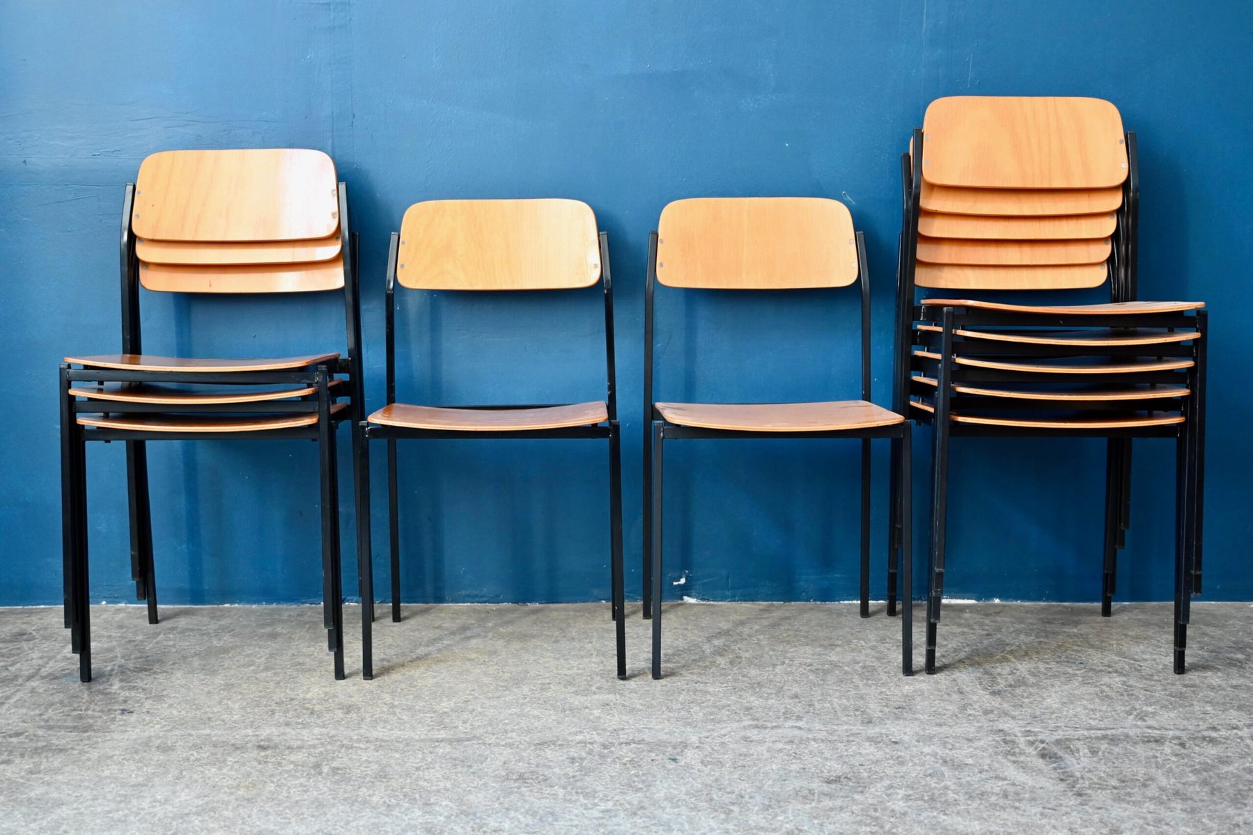 Minimalist Stackable Chairs, Set of 10 for sale at Pamono