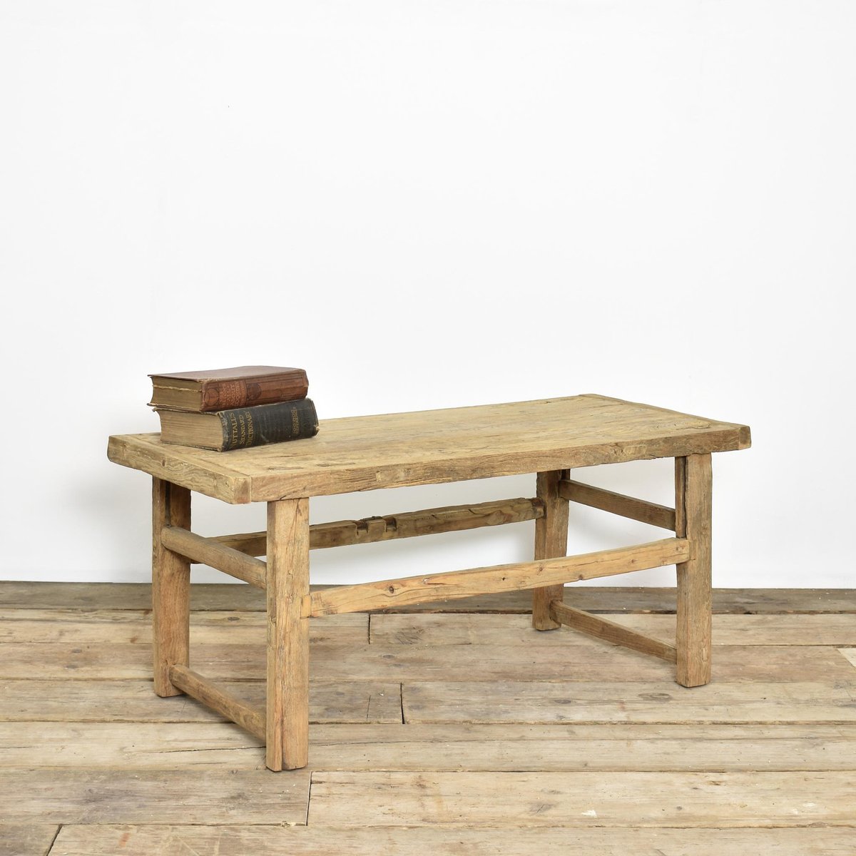 Antique Rustic Elm Coffee Table, 1920s for sale at Pamono